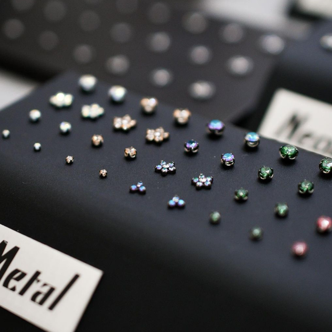 NeoMetal Inc | Wholesale Body Jewelry | Piercing Jewelry